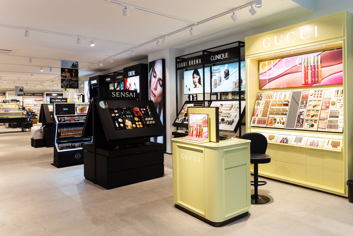 DOUGLAS In-store Beauty Services ️ alle informatie