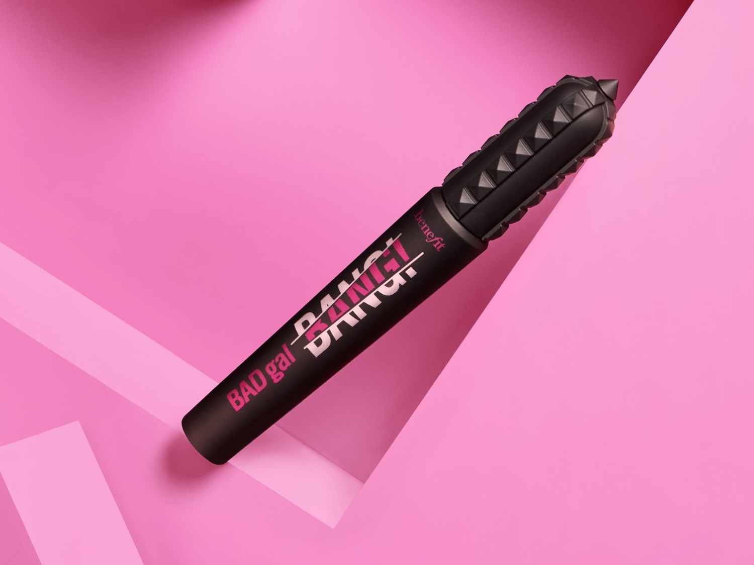 Benefit Cosmetics ️ online kaufen | DOUGLAS